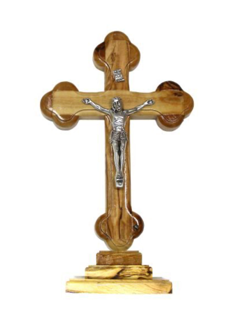 OLIVE WOOD TREFOIL CRUCIFIX ON STAND 12CM – St Paul's Cathedral Shop