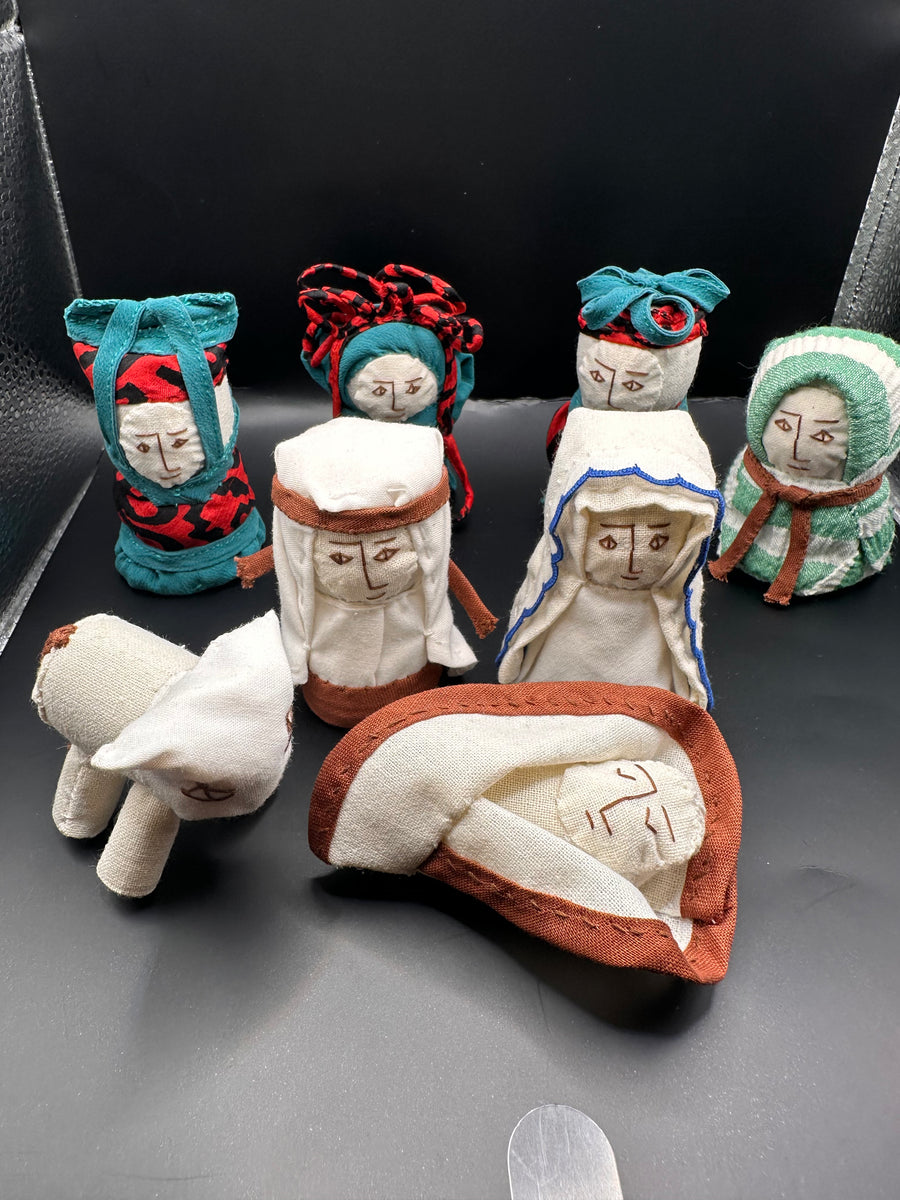 Australian Colourful Handmade Nativity set 8 pieces – St Paul's ...