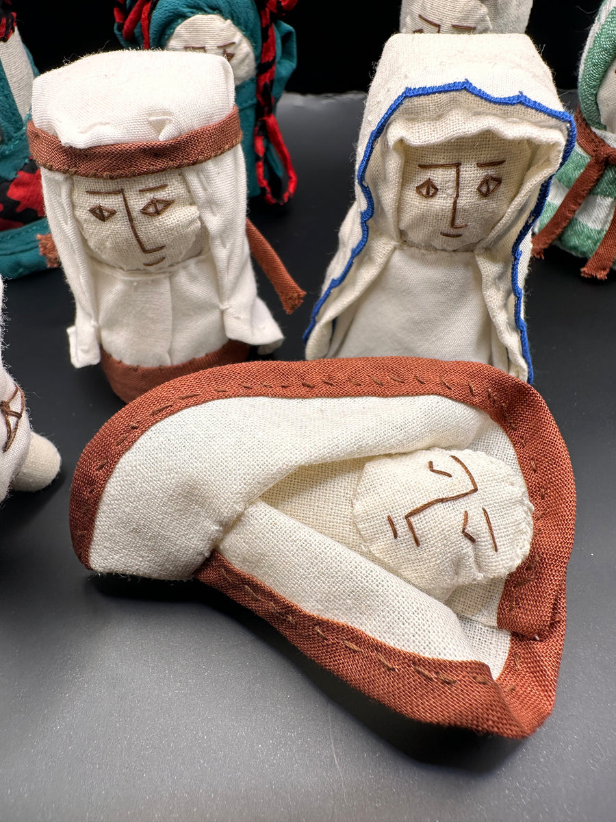 Australian Colourful Handmade Nativity set 8 pieces – St Paul's ...